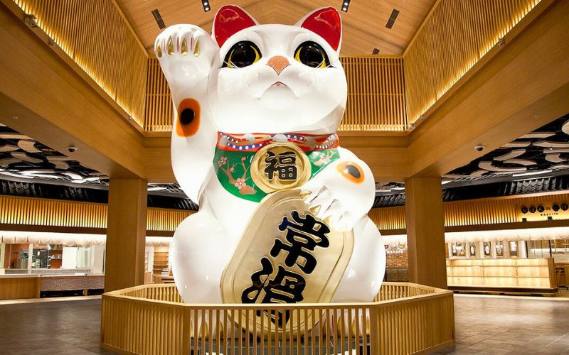 The Cultural Significance of Maneki-Neko: More Than Just a Cute Keycha ...